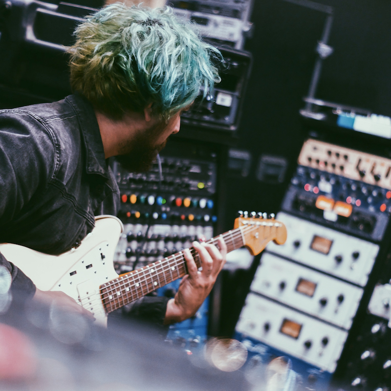 Long Beach’s Bundy Release New Single ‘Honeydew’ - Hybrid Studios